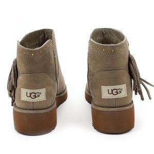 UGG | Shoes | Ugg Cindi Spruce Leather Sheepskin Fringe Boots | Poshmark